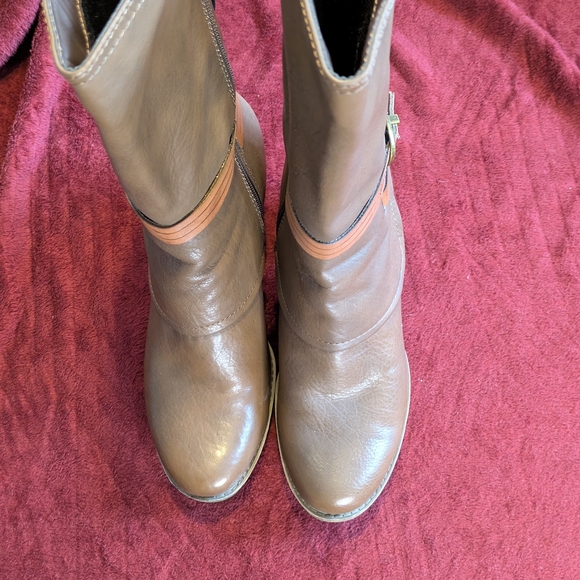 BareTraps | Shoes | Bare Traps Brown Faux Leather Midcalf Boot Size 95m ...